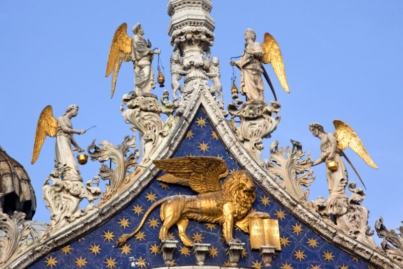 Famous Statues in Italy that you must see – Travels With The Crew