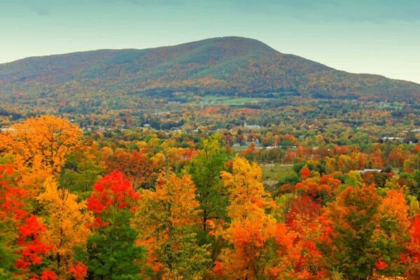 Vermont in the Fall: Best Places to Visit, Foliage Map & Things to Do