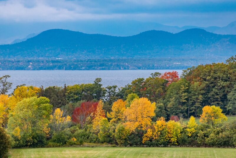 Vermont in the Fall: Best Places to Visit, Foliage Map & Things to Do